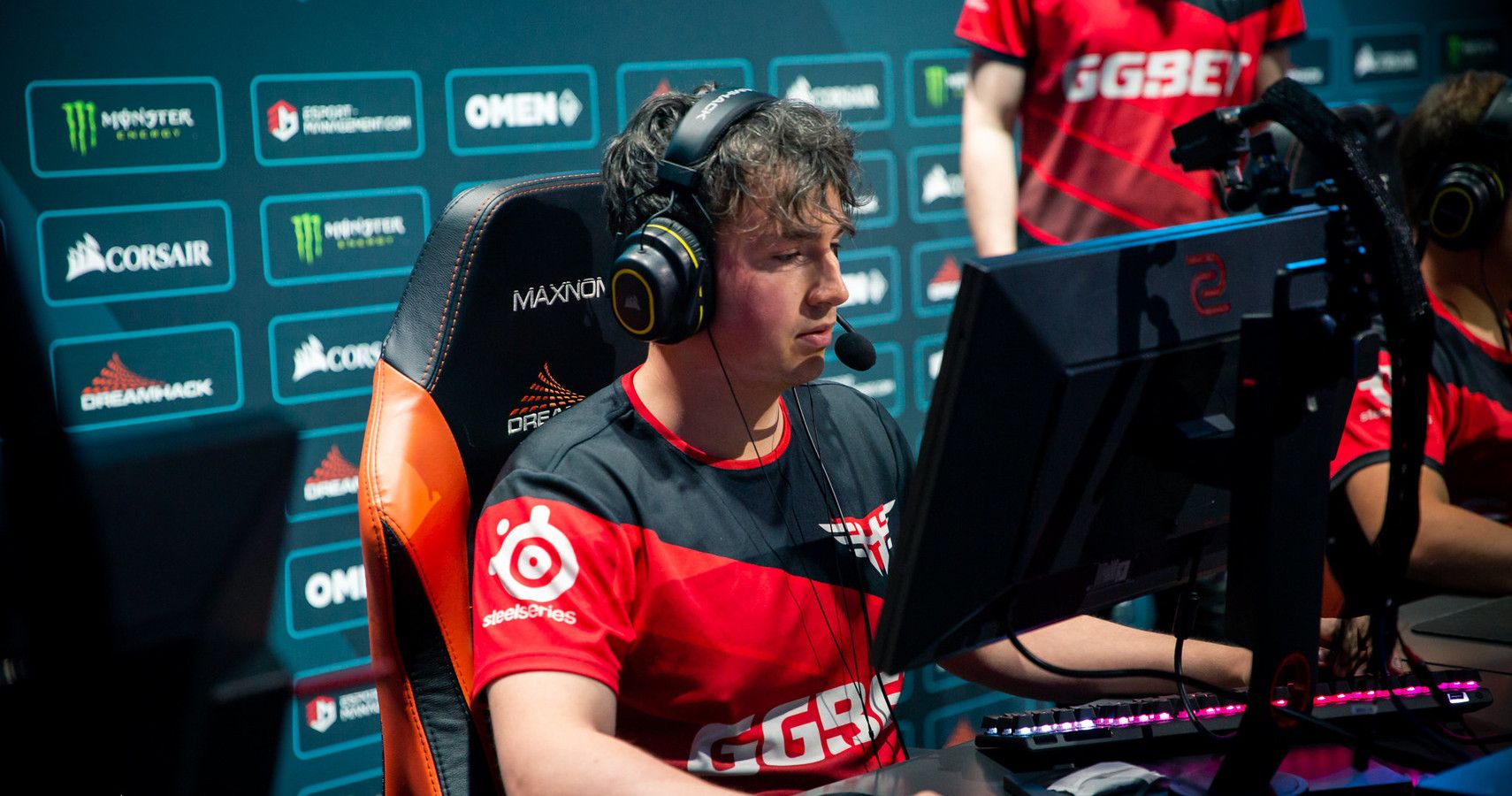 Cloud9 Completes CS:GO Roster Rebuild With Es3tag Signing